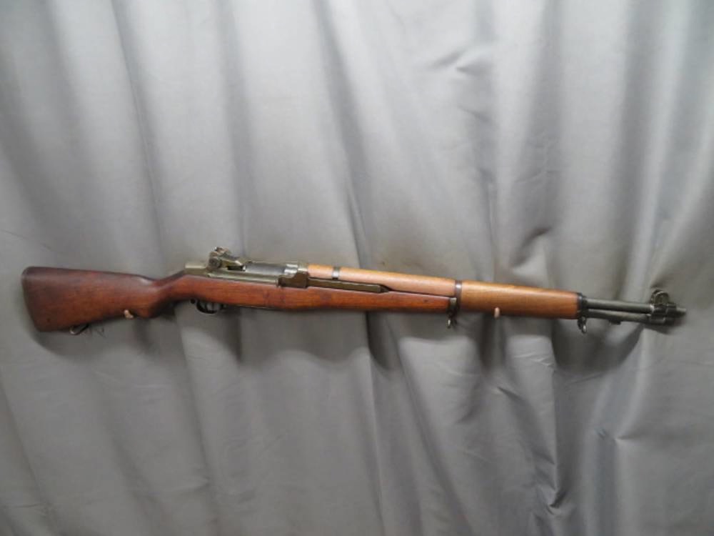 WWII US M1 Garand Semi-Auto Rifle – November 1943 - Eisel Armory